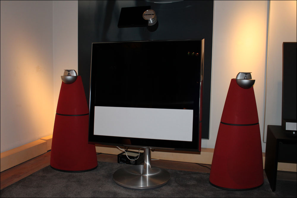 B&O BeoVision 10-32 & BeoSound 8 indtryk - FlatpanelsDK